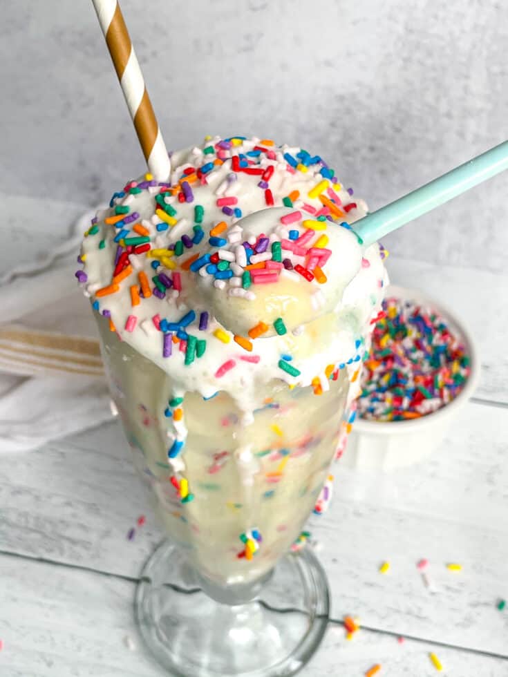 Birthday Cake Protein Milkshake | Lauren Fit Foodie