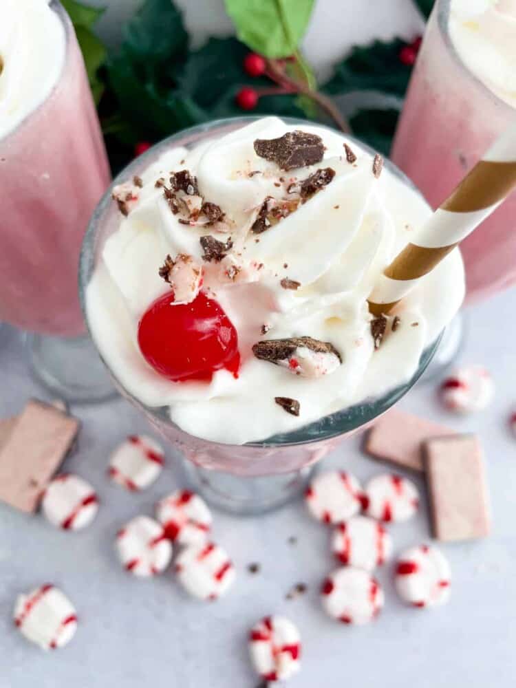 Skinny Peppermint Protein Milkshake (Chick-fil-A Copycat) | Lauren Fit ...