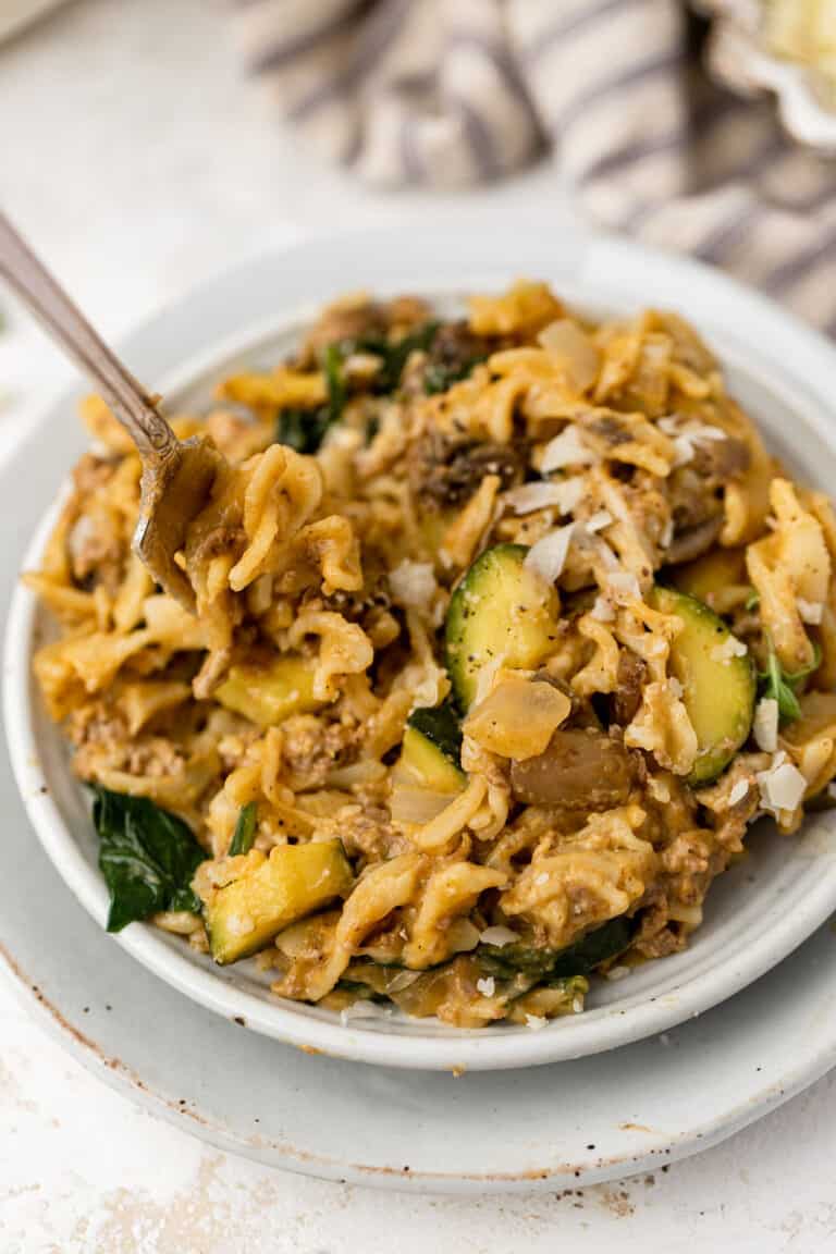 One Pot (30 minute!) Zucchini Mushroom Beef Pasta
