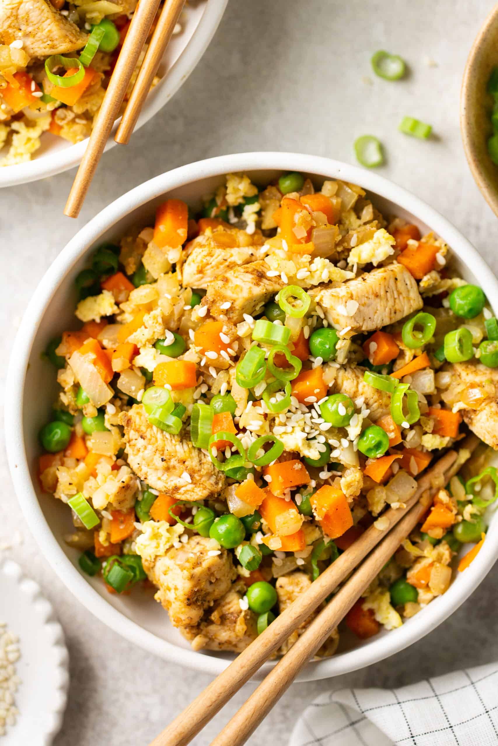30-Minute, Chicken Cauliflower Fried Rice | Lauren Fit Foodie
