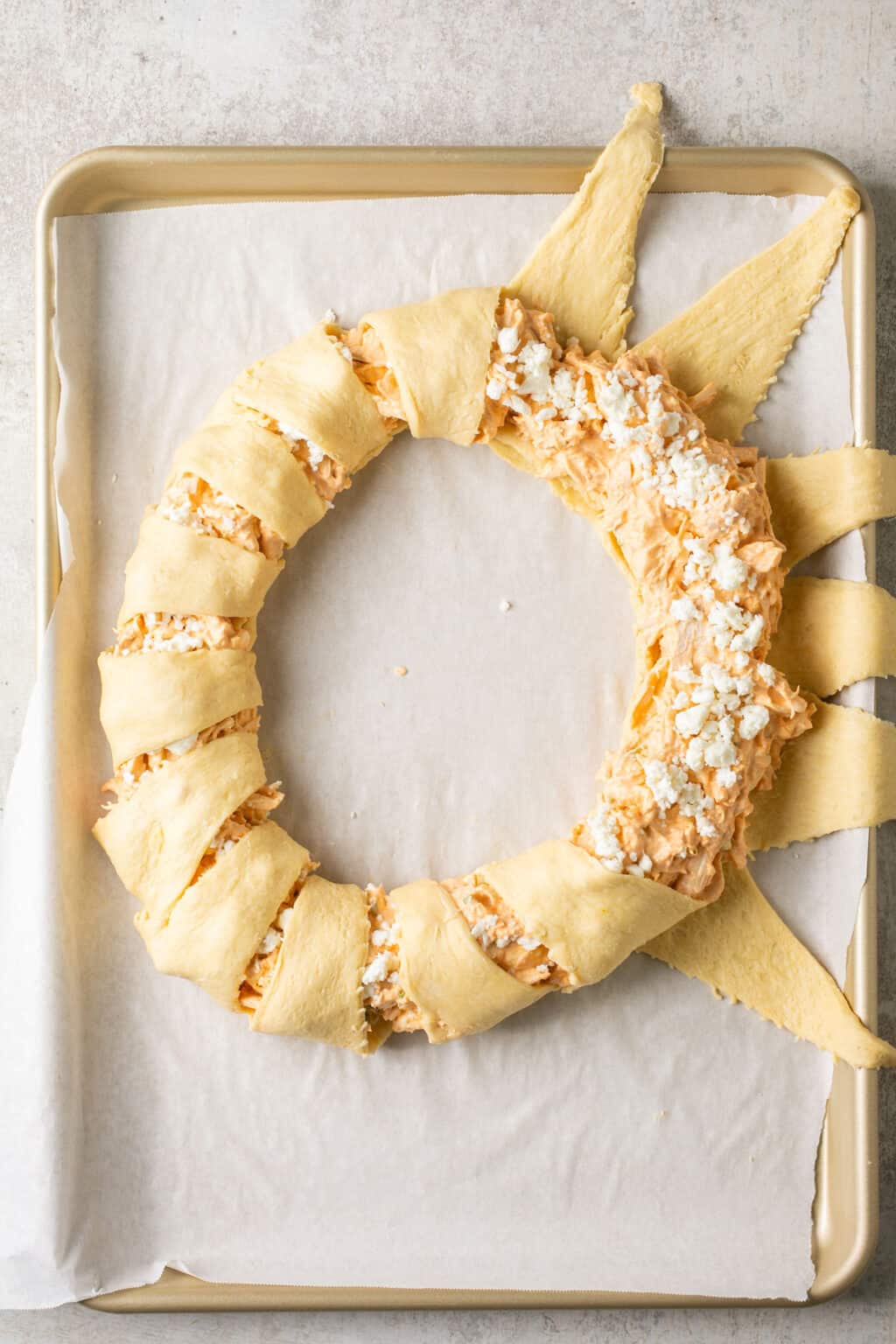 30-Minute Buffalo Chicken Crescent Ring (Lightened up!) | Lauren Fit Foodie