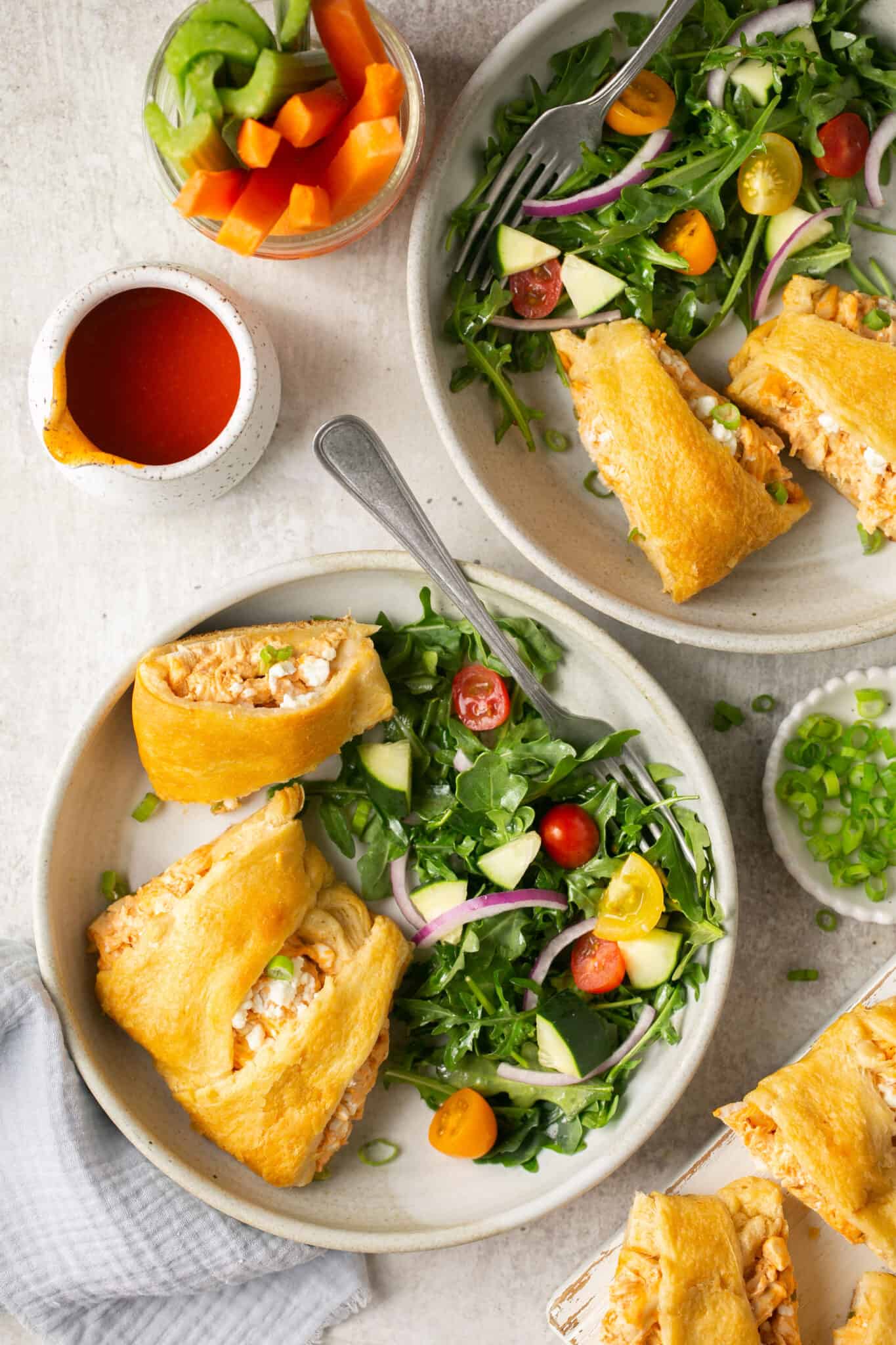 30-Minute Buffalo Chicken Crescent Ring (Lightened up!) | Lauren Fit Foodie