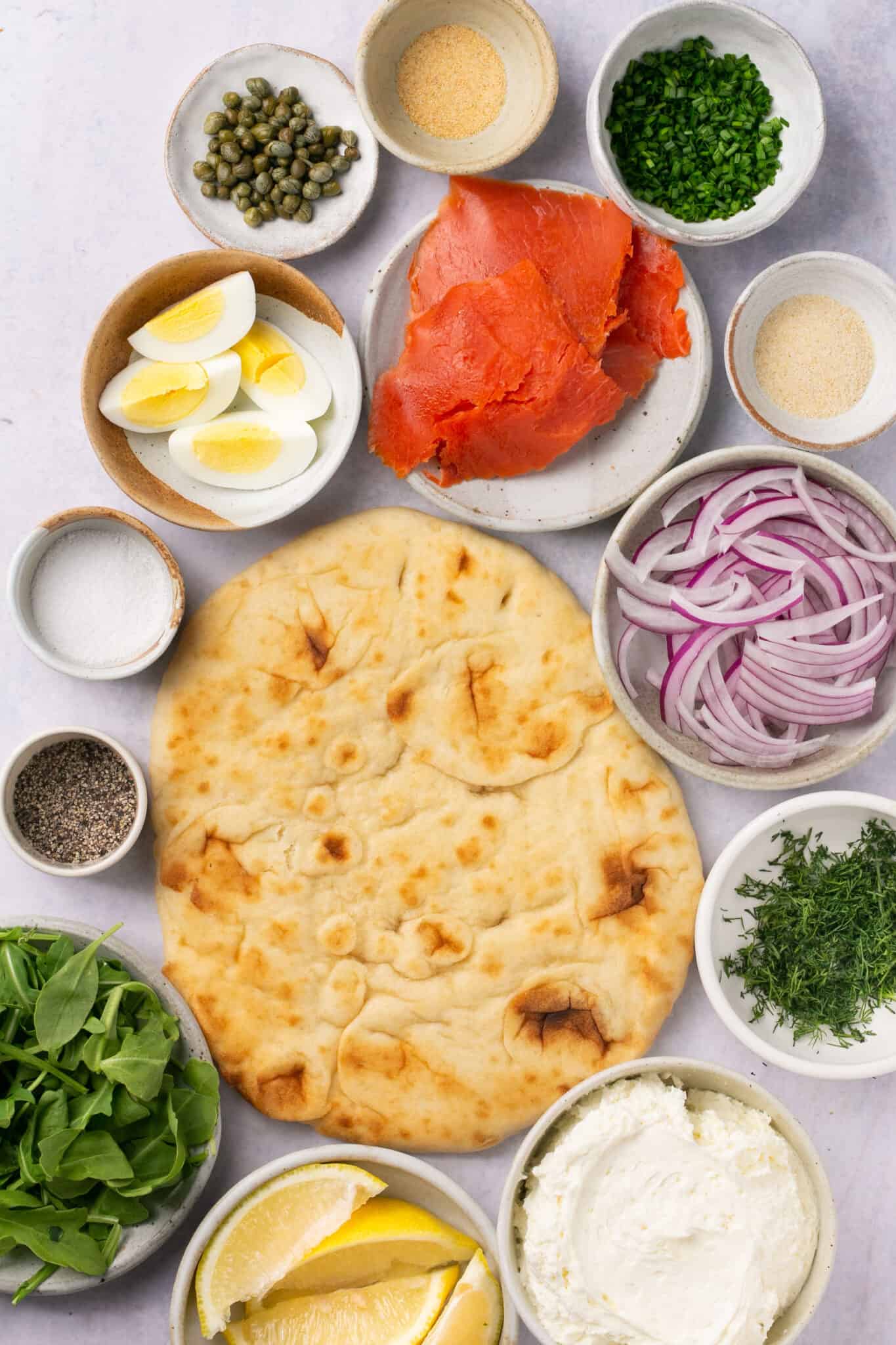 Smoked Salmon Flatbread with Herbed Cream Cheese | Lauren Fit Foodie