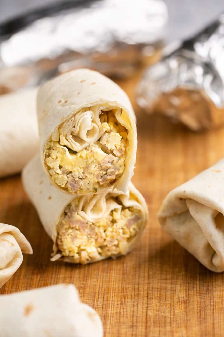 Healthy Breakfast Burritos (Easy Meal Prep) | Lauren Fit Foodie