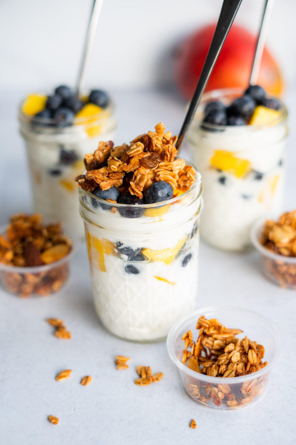 Meal Prep Greek Yogurt Parfaits with Granola and Fruit | Lauren Fit Foodie