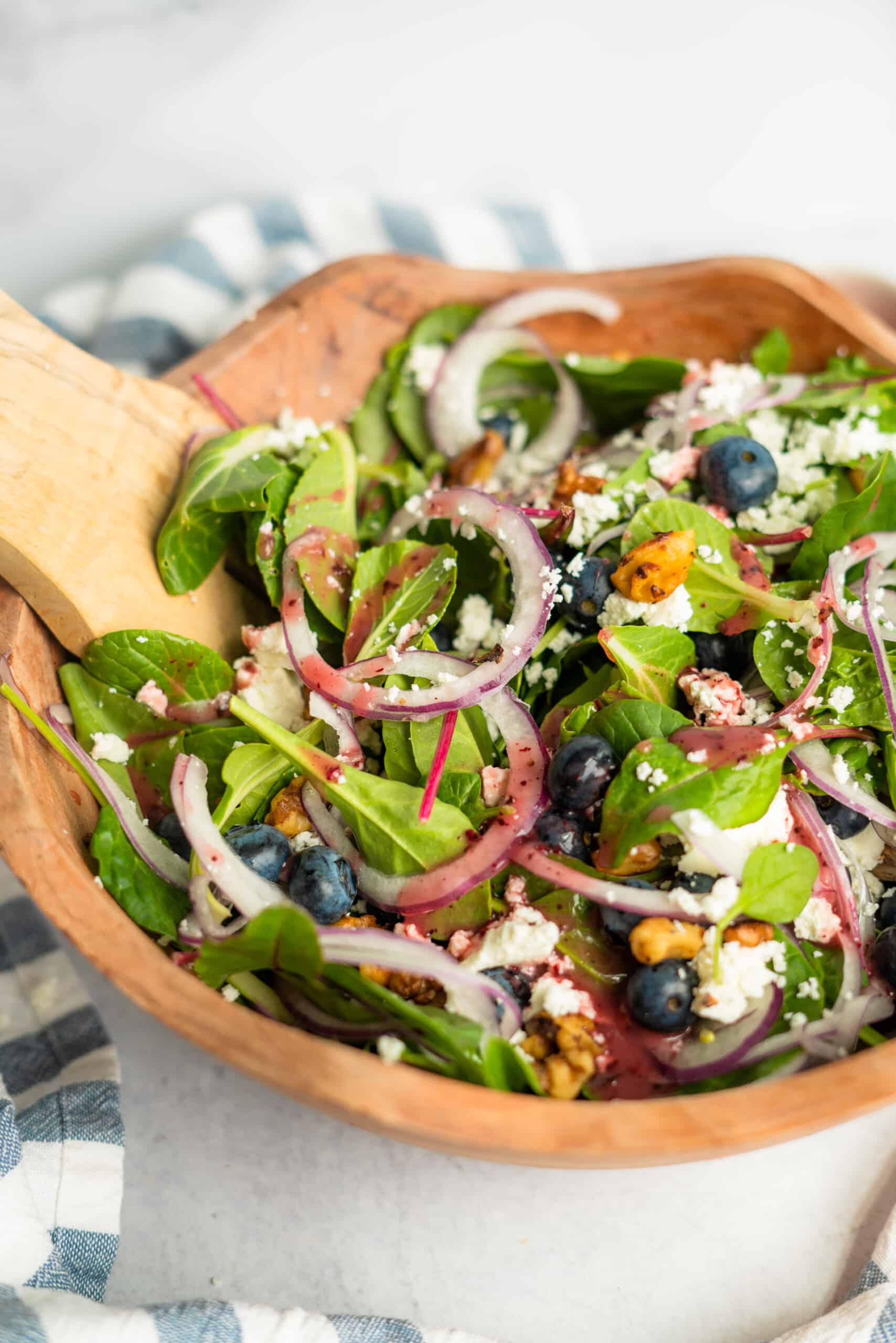 Blueberry Goat Cheese Salad with Walnuts (10 Minute) | Lauren Fit Foodie