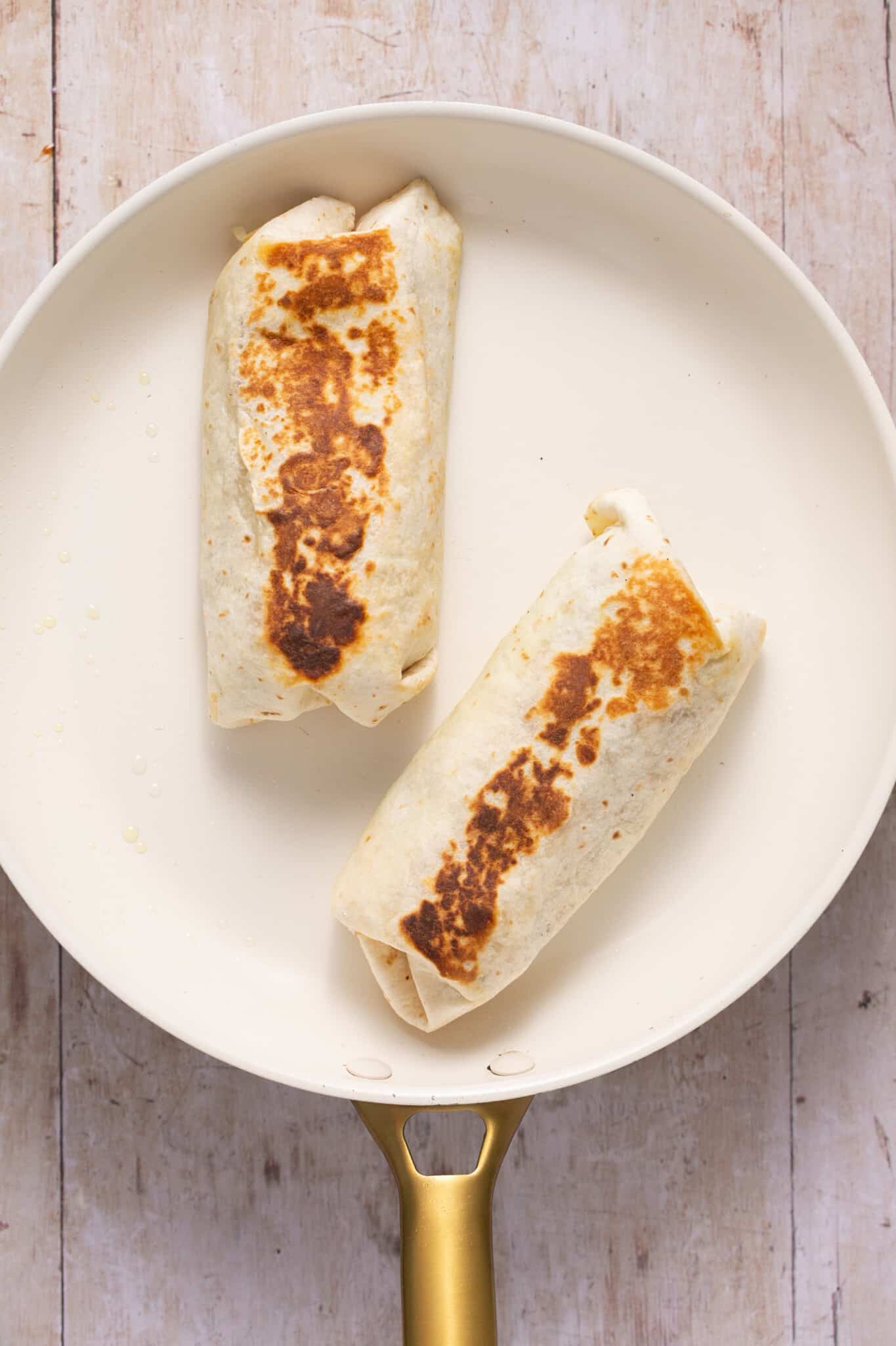 Easy 10-Minute BBQ Chicken Wrap Recipe | Lauren Fit Foodie