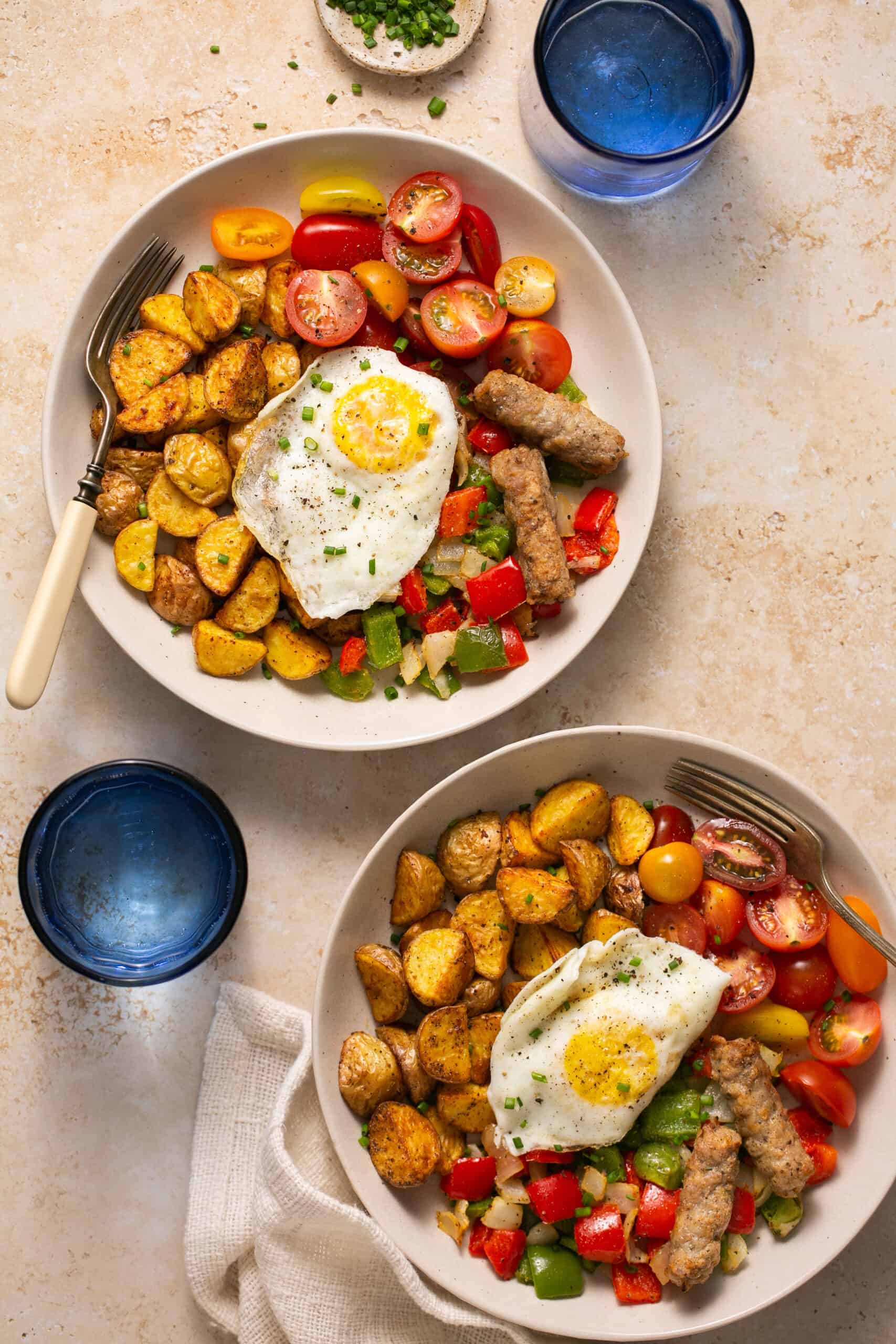 Healthy Breakfast Bowls with Eggs and Potatoes