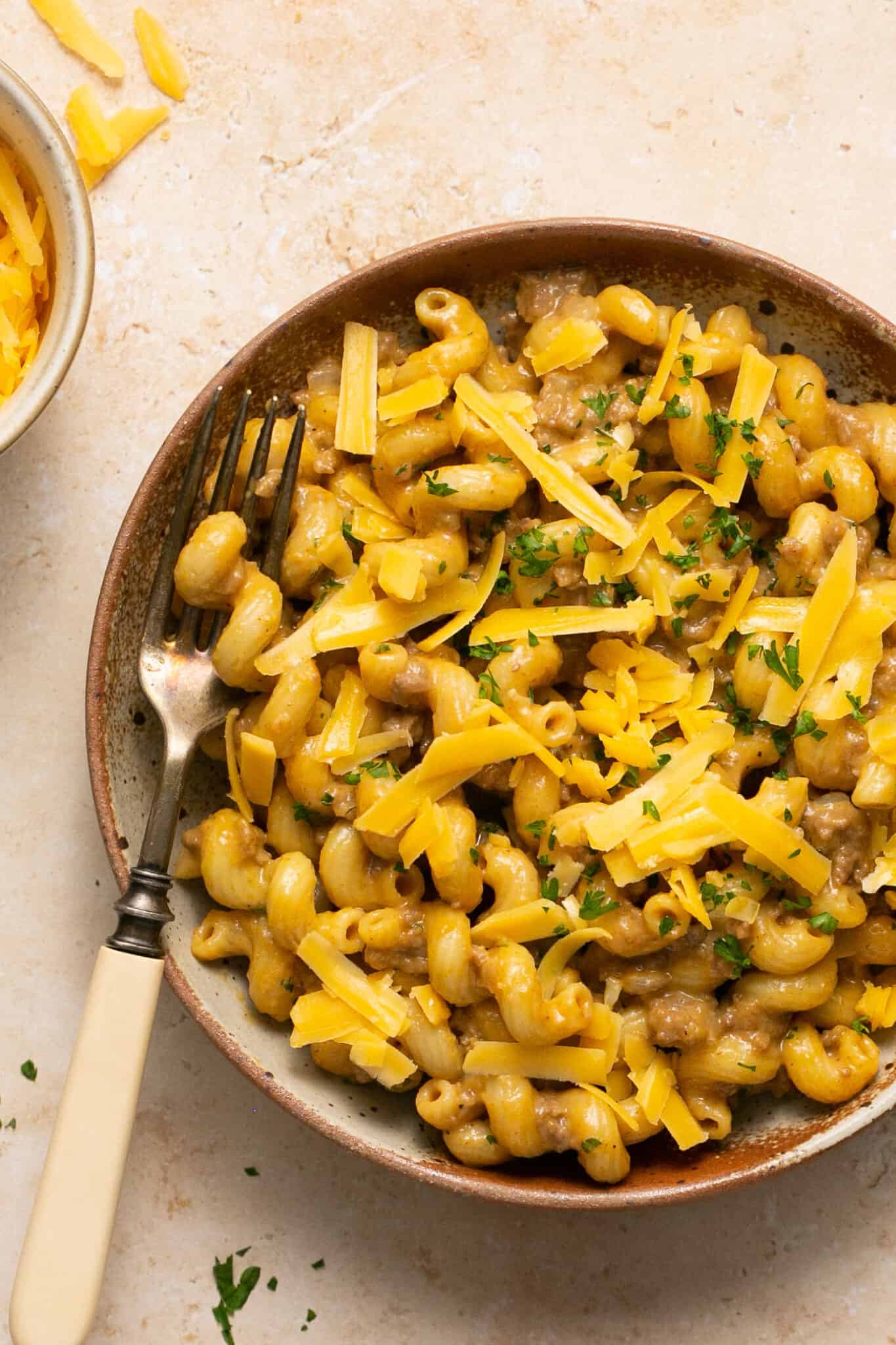 30-Minute Lightened Up Hamburger Helper (One-Pot) | Lauren Fit Foodie