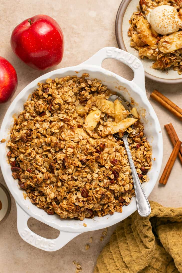 The Best Healthy Apple Pecan Crisp | Lauren Fit Foodie