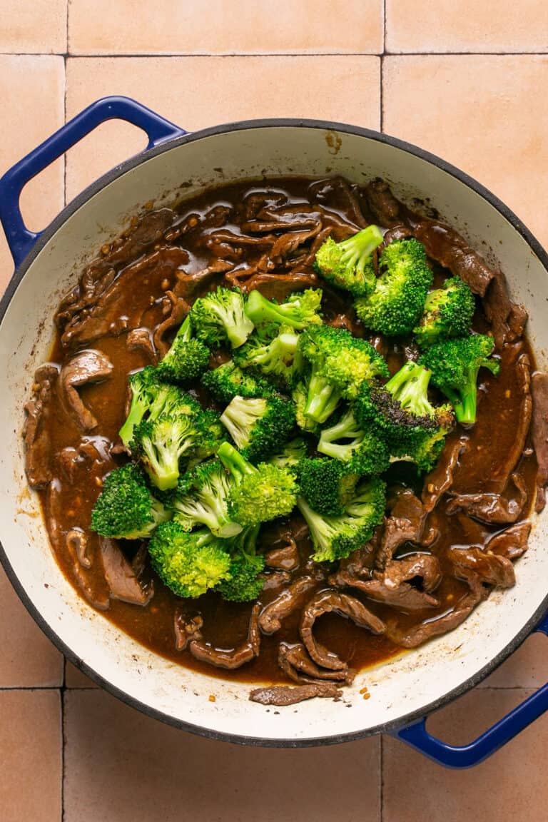 One Skillet Steak and Broccoli (25-Minutes) | Lauren Fit Foodie